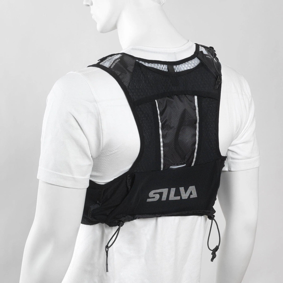 SILVA - STRIVE LIGHT 5L HYDRATION VEST(MEDIUM) – MountCO